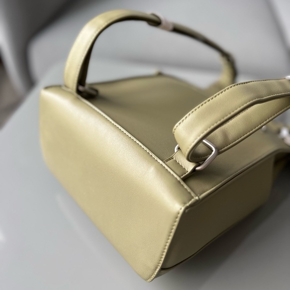 Pixie Mood | Bags | New Pixie Mood Kim 5 X 8 Vegan Leather Mini ...